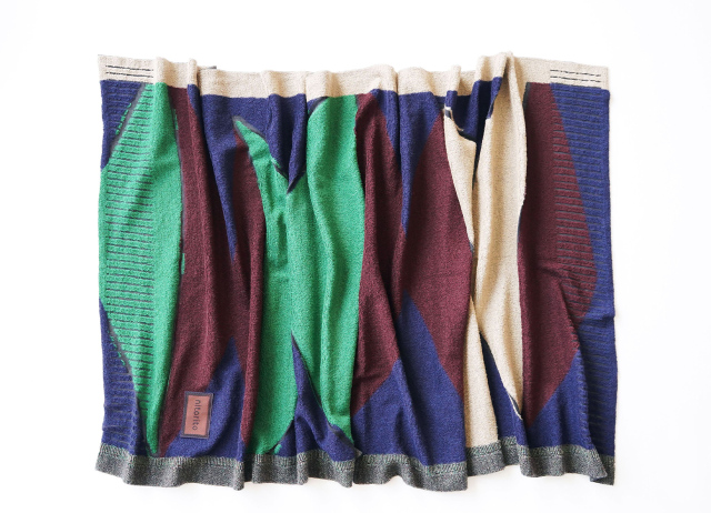 木の実モチーフの柄 ストール | nuts - nitorito