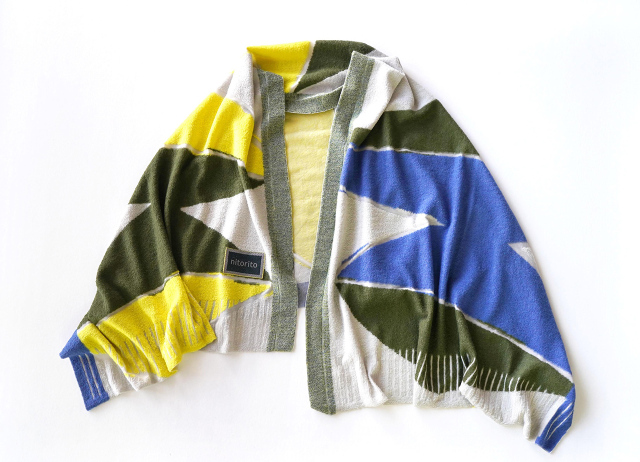 木の実モチーフの柄 ストール | nuts - nitorito