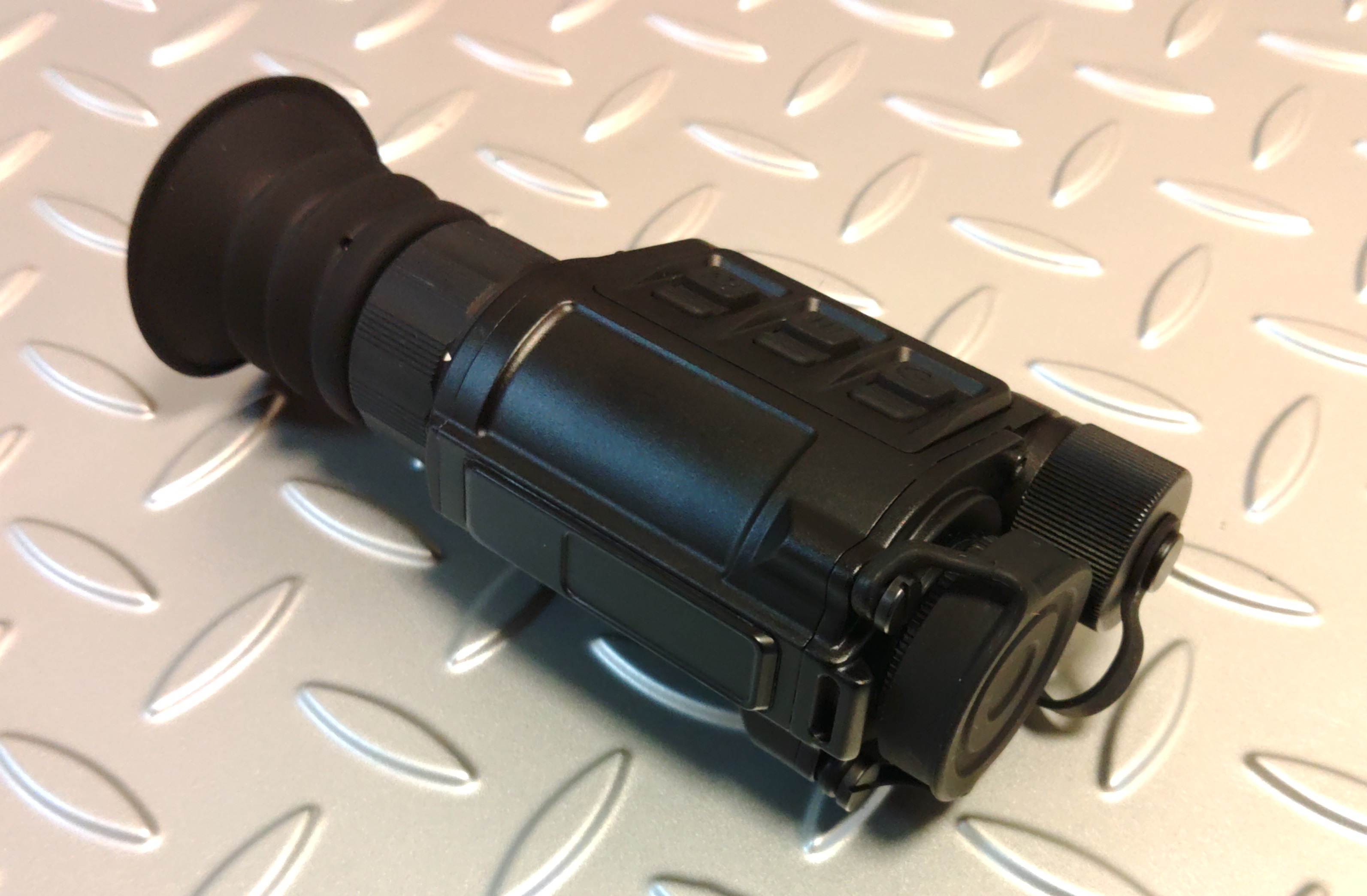 Iray RH25 Pfalcon640 ハンドホールド、ウェポンマウント、ヘッドマウントサーマルイメージャー