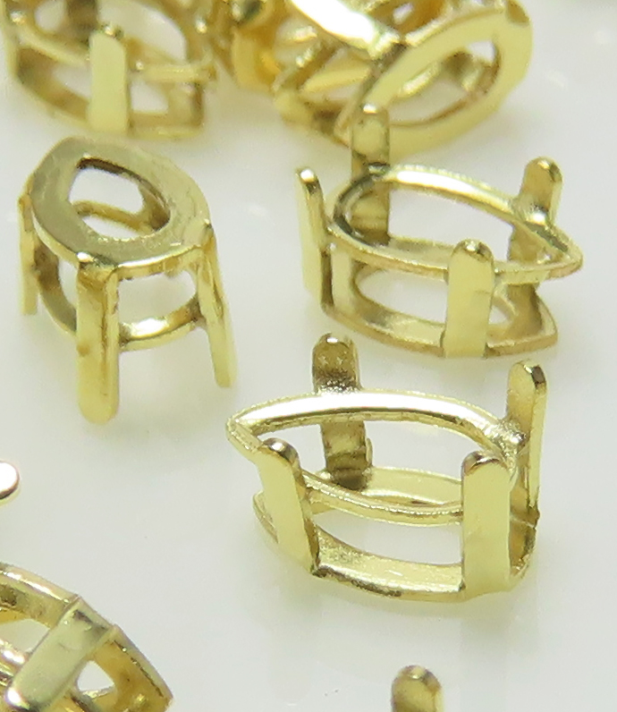 石座・石枠・空枠 14kgf 金具 パーツ ペアシェイプ 5×3mm 4本爪「ゴールドフィルド」（4個）