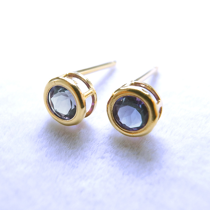 アイオライト ピアス 天然石 14KGF（4mmラウンド6本爪）ゴールドフィルド＜3月・9月誕生石＞（1ペア）