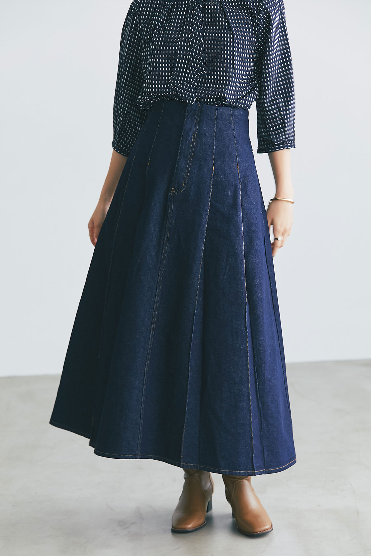 デニムボックスタックスカート※一部店舗のみ入荷