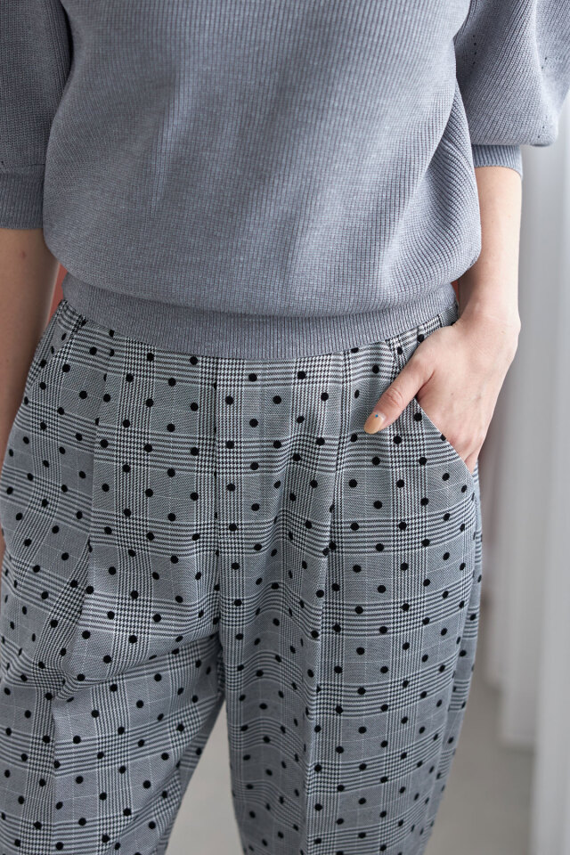 フロッキードットグレンチェックテーパードパンツ