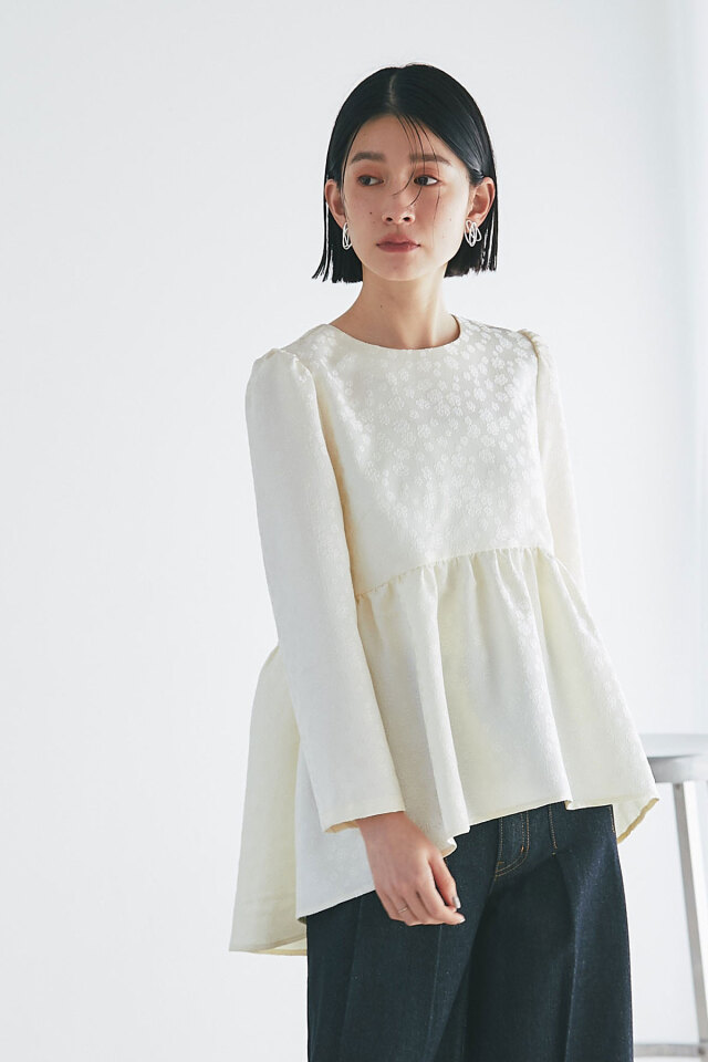 小花ジャガードペプラムチュニック