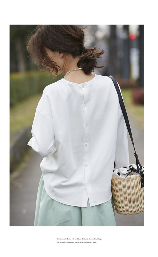 【Back button tops】レディース 後ろボタン トップス
