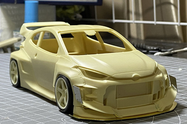ALPHA Model 1/24キット AM02-0057 ROCKET BUNNY GR Yaris (HKS) ミニカー専門店 ラクーンオート