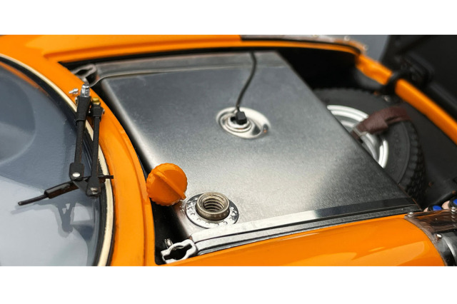 【お取り寄せ商品】 CMC M-236 1/18 Porsche 904 Carrera GTS 1000km Nurburgring ...