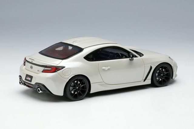 アイドロン EM659B トヨタ GR86 RZ 2021 クリスタルホワイトパール