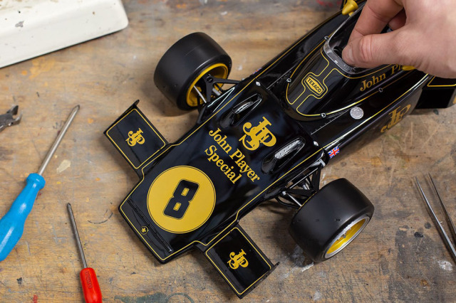 Pocher HK114 1/8キット Lotus 72D 1972 British GP E.Fittipaldi ミニカー専門店 ラクーンオート