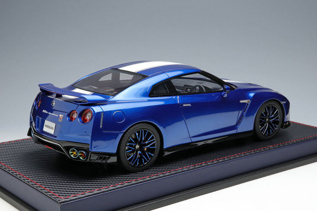 イデア IM043A 1/18 日産 GT-R 50th アニバーサリー ワンガンブルー (ホワイトストライプ)