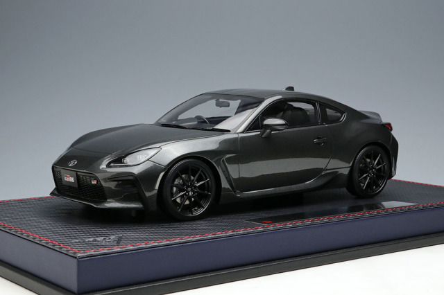 イデア IM075F 1/18 トヨタ GR86 RZ 2021 マグネタイトグレーメタリック