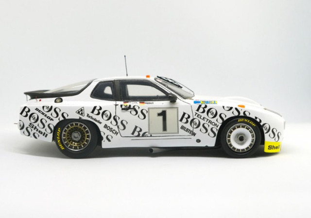 Profil24 P24137 1/24 Porsche 924/944 GTP #1 Hugo Boss Le Mans 1981 ミニカー ...