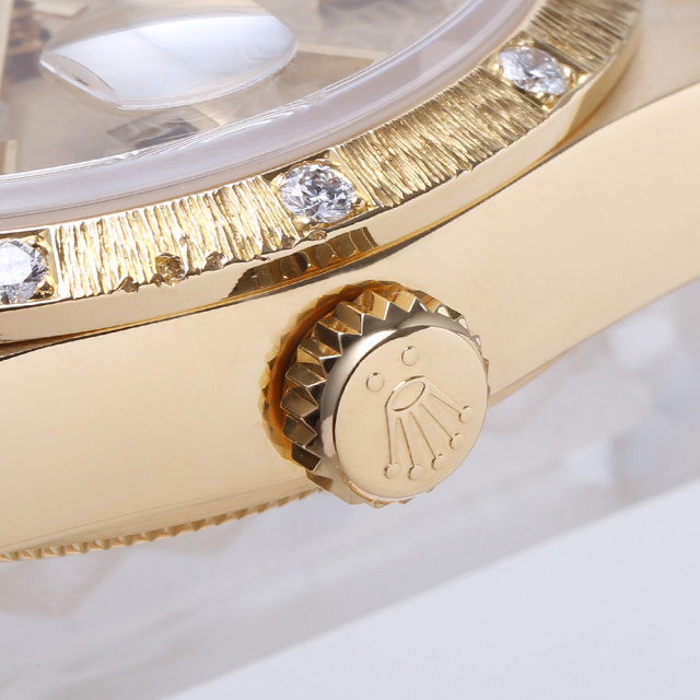 18108 シャンパン ROLEX（ロレックス）デイデイト バークベゼル 12Pダイヤ 中古 | 東京・大阪の高級ブランド時計の販売・通販なら ...