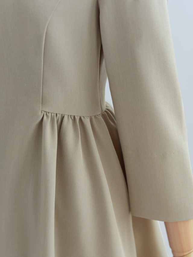 スペシャリテ【フリンジ ワンピース ダイアナ】42-a23 お色展開：ネイビー,ベージュ／ サイズ展開：36(SSサイズ)5号,38(Sサイズ)7号,40(Mサイズ)9号,42(Lサイズ)11 ...