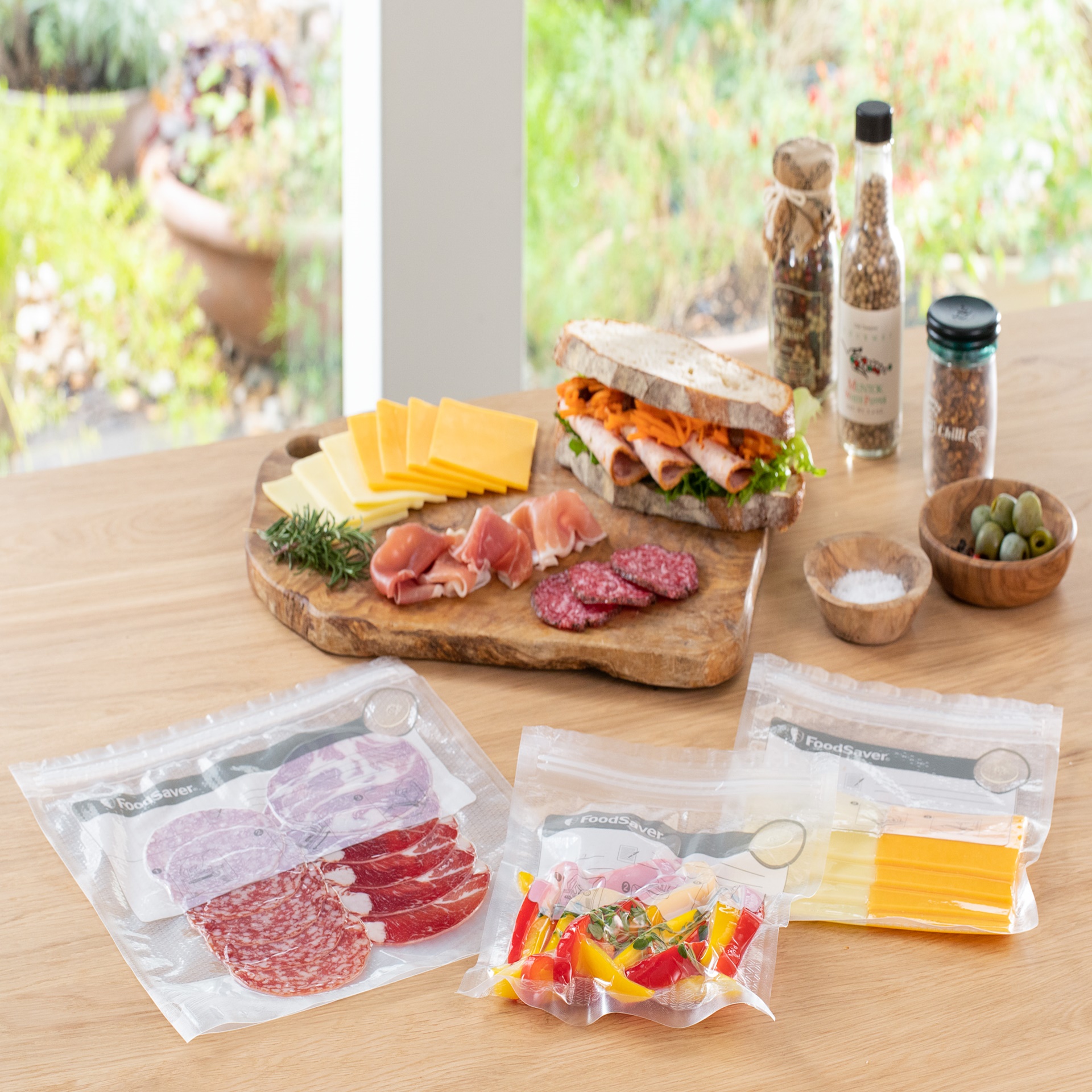 【RKB e！マルシェ】ジッパーバッグ Sサイズ（18枚入）