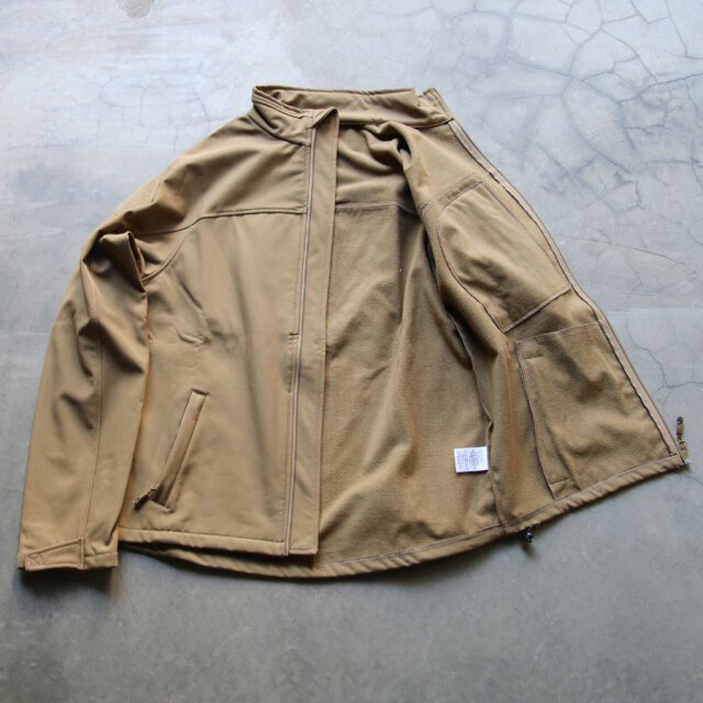 DEFCON 5 (デフコン チンクエ) / SOFT SHELL JACKET / BR2247 /ミルスペック / イタリア軍