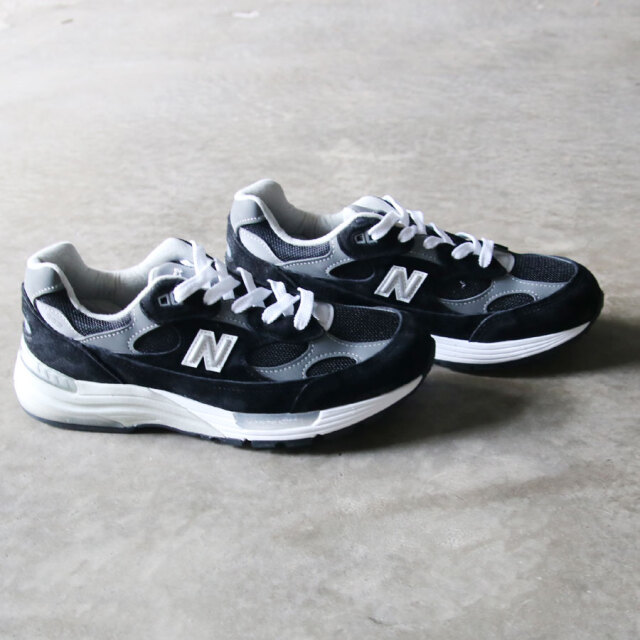 new balance (ニューバランス) [M992 EB] (BLACK/GRAY) / 限定商品