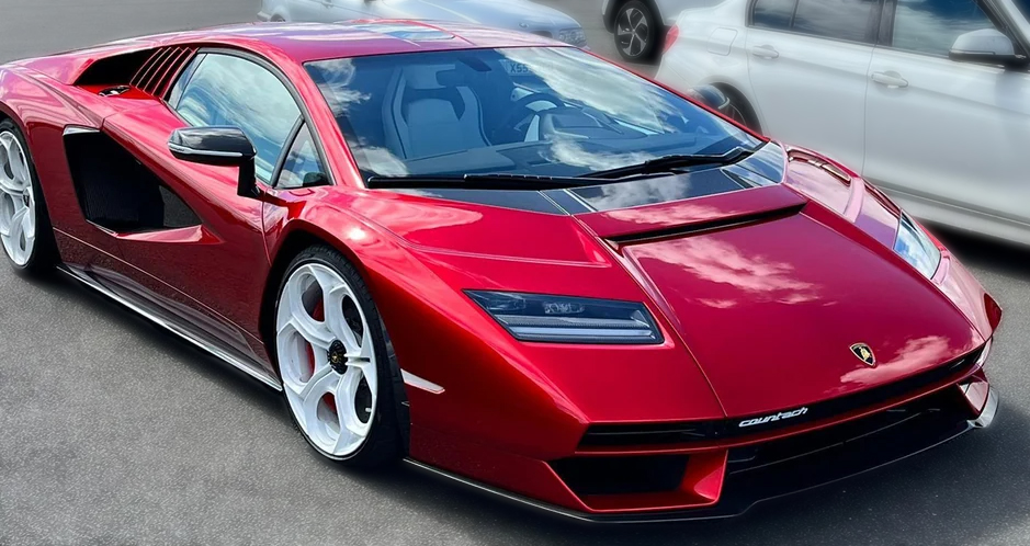 [予約] MRコレクション 1/18 ランボルギーニ カウンタック LPI 800-4 2021 メタリックレッド LAMBO052SE8