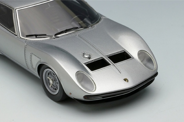 EM332 - アイドロン 1/43 ランボルギーニ イオタ SVJ シルバー #4860 - ミニカーショップ ロム