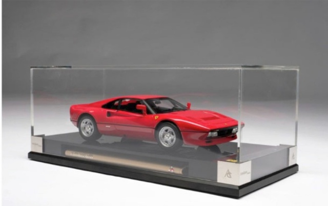 M5900 - アマルガム 1/18 フェラーリ 288 GTO レッド ディスプレイケース付 - ミニカーショップ ロム