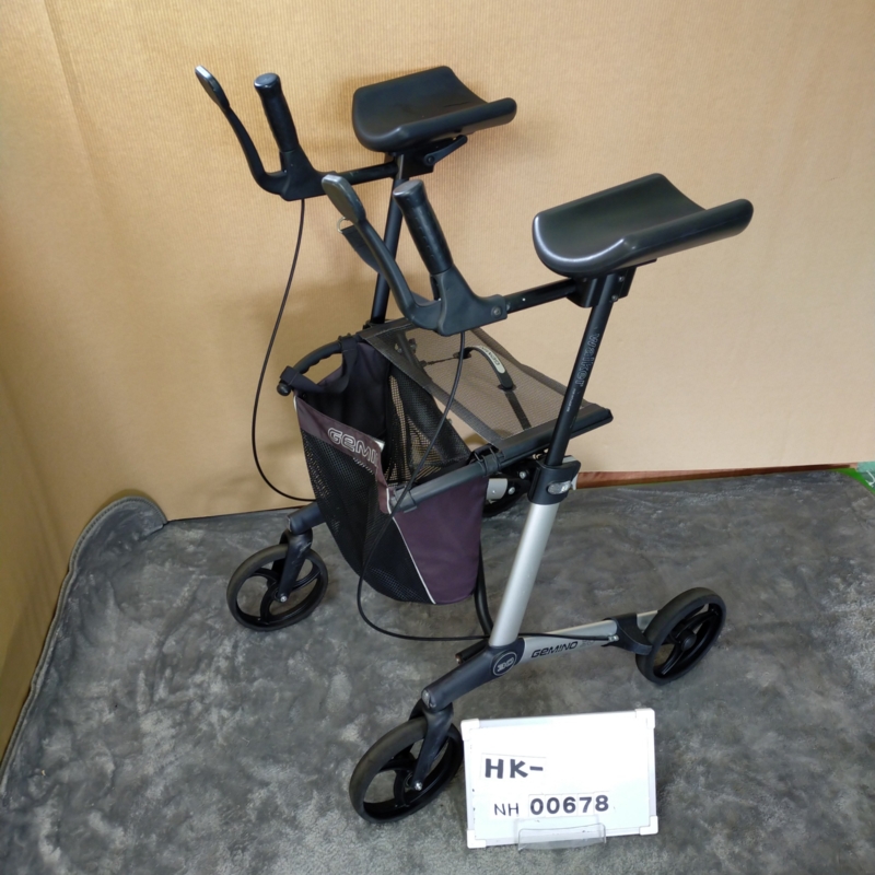 【Bランク 中古 歩行器】パラマウントベッド ハンディウォーク アームL (KZ-C21005) (HK-NH00678)