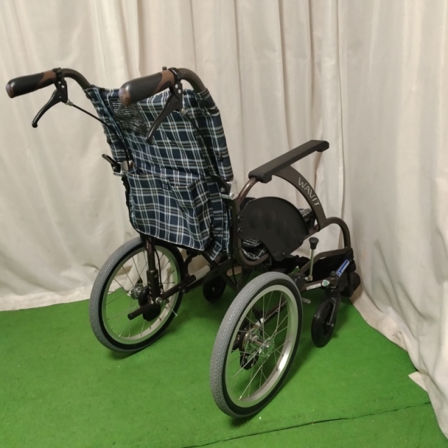 【Aランク 中古 車椅子】カワムラサイクル 介助式車椅子 ウェイビット WA16-40S (WC-12871)