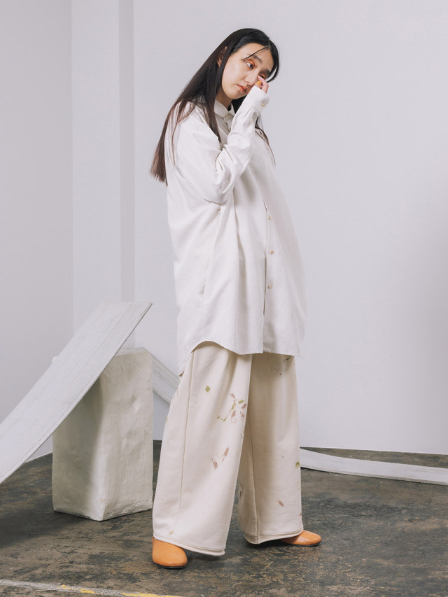 Dulcamara (ドゥルカマラ) "23SS ペイントワイドSWパンツ" - IVORY パンツ スラックス