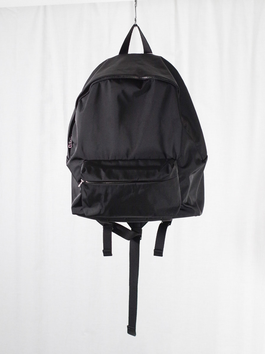 ＜入荷連絡受付中：23年7月再入荷＞soe (ソーイ) "ONE SHOULDER B.P." BACKPACK＜バックパック＞