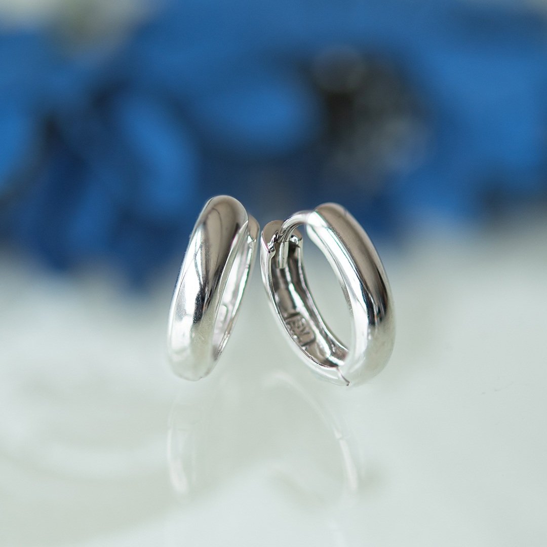 【数量限定！】中折れピアス シルバー925ロジウムコーティング K10ホワイトゴールド(中折れ)(フープ)[6252600101] アクセサリーPePe オンラインストア