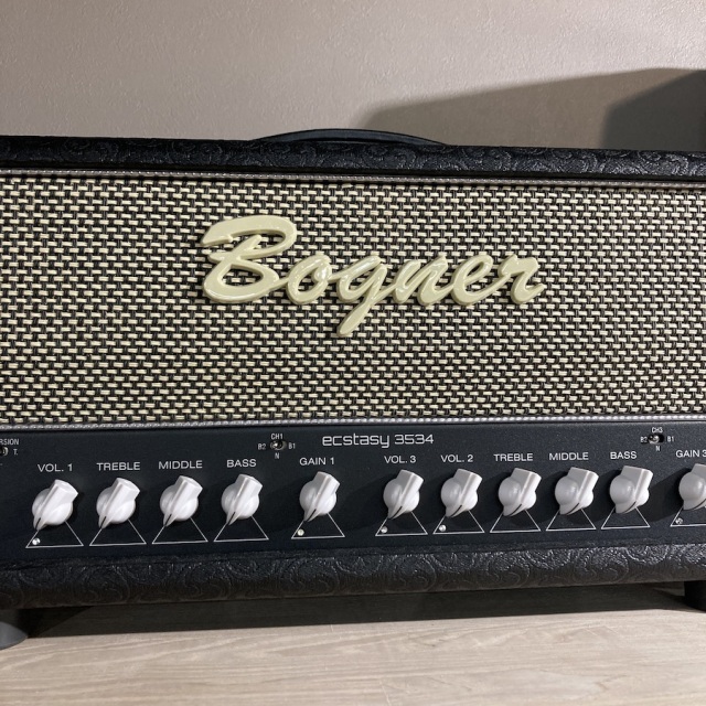 Bogner/Ecstasy 3534 50w Custom 3 53 4 Head (Comet Tolex/Black Grill)