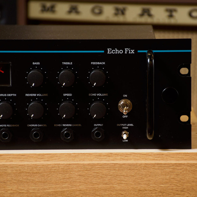Echo Fix/EF-X3R Chorus Echo with BBD Analog Chorus & Spring Reverb ...