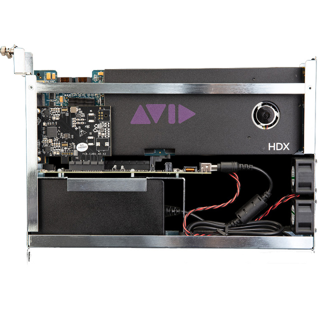 Avid/HDX THUNDERBOLT 3 CHASSIS,RACK【箱ダメージ特価キャンペーン】【在庫あり】