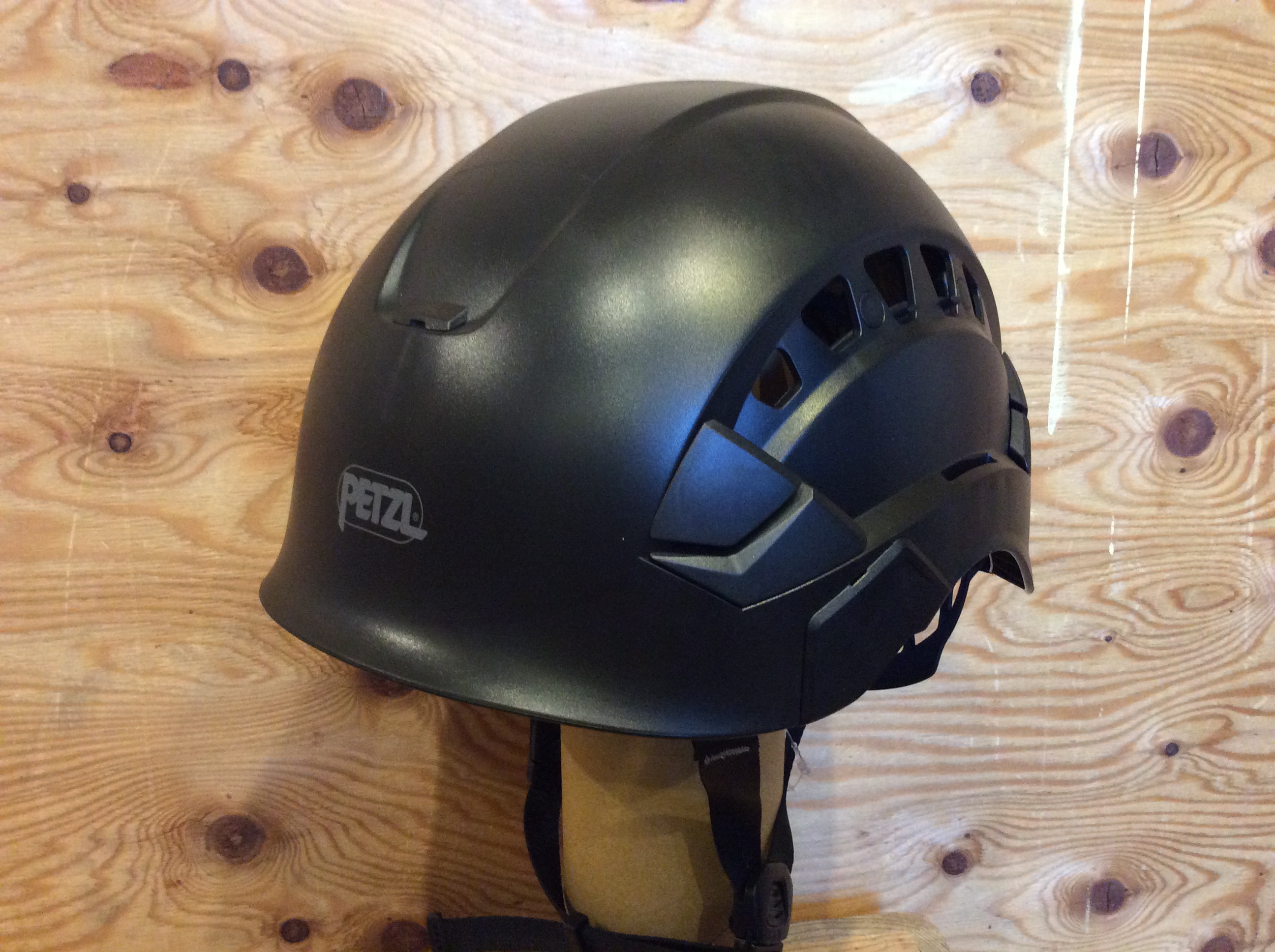 PETZL VERTEX VENT ペツル バーテックス ベント ／ ブラック