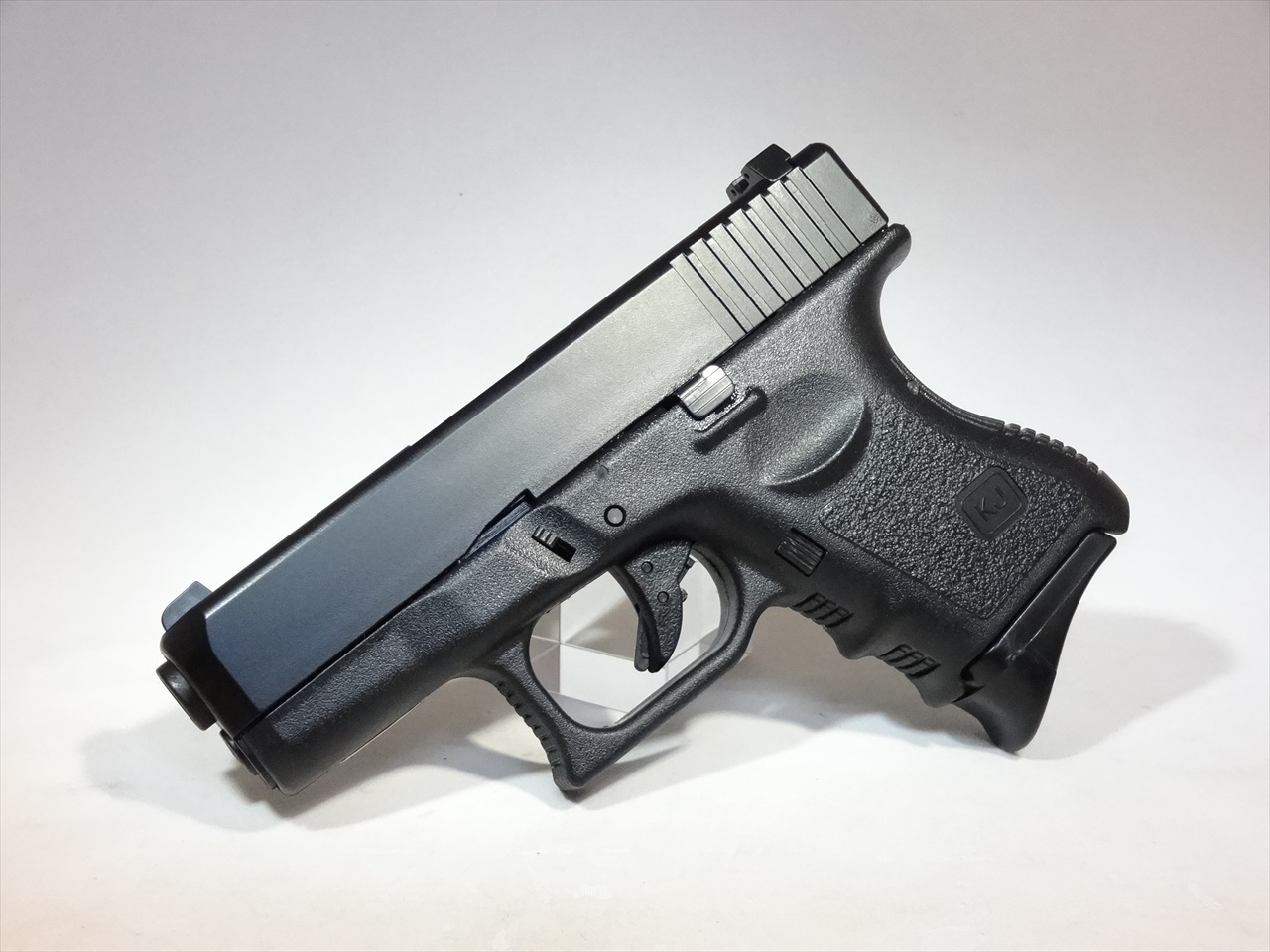 KJ-Works G26 GBB （樹脂スライドモデル） BK StrikeArms