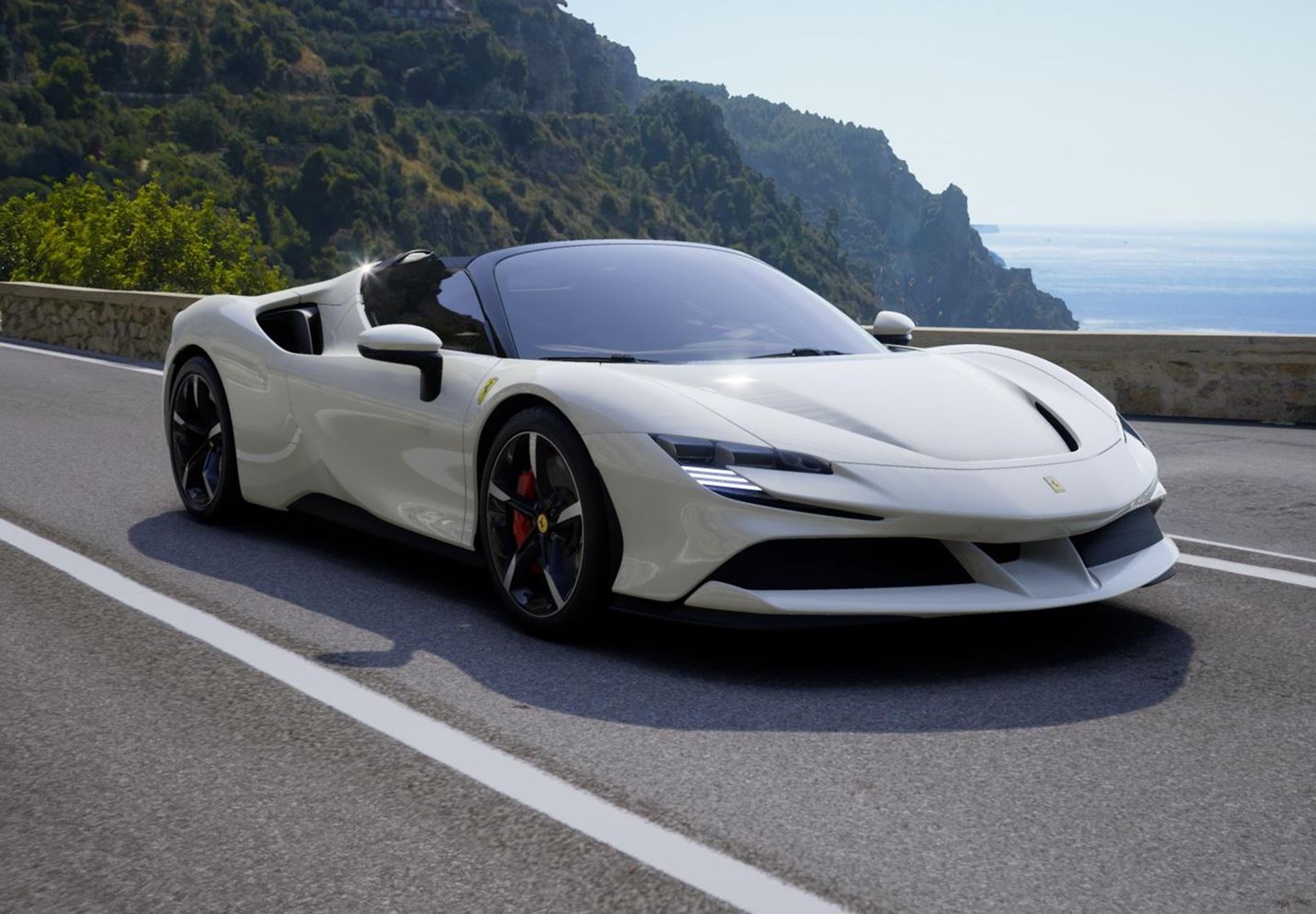 BBR 1/43 Ferrari SF90 Spider Avus White - サンリッチジャパン