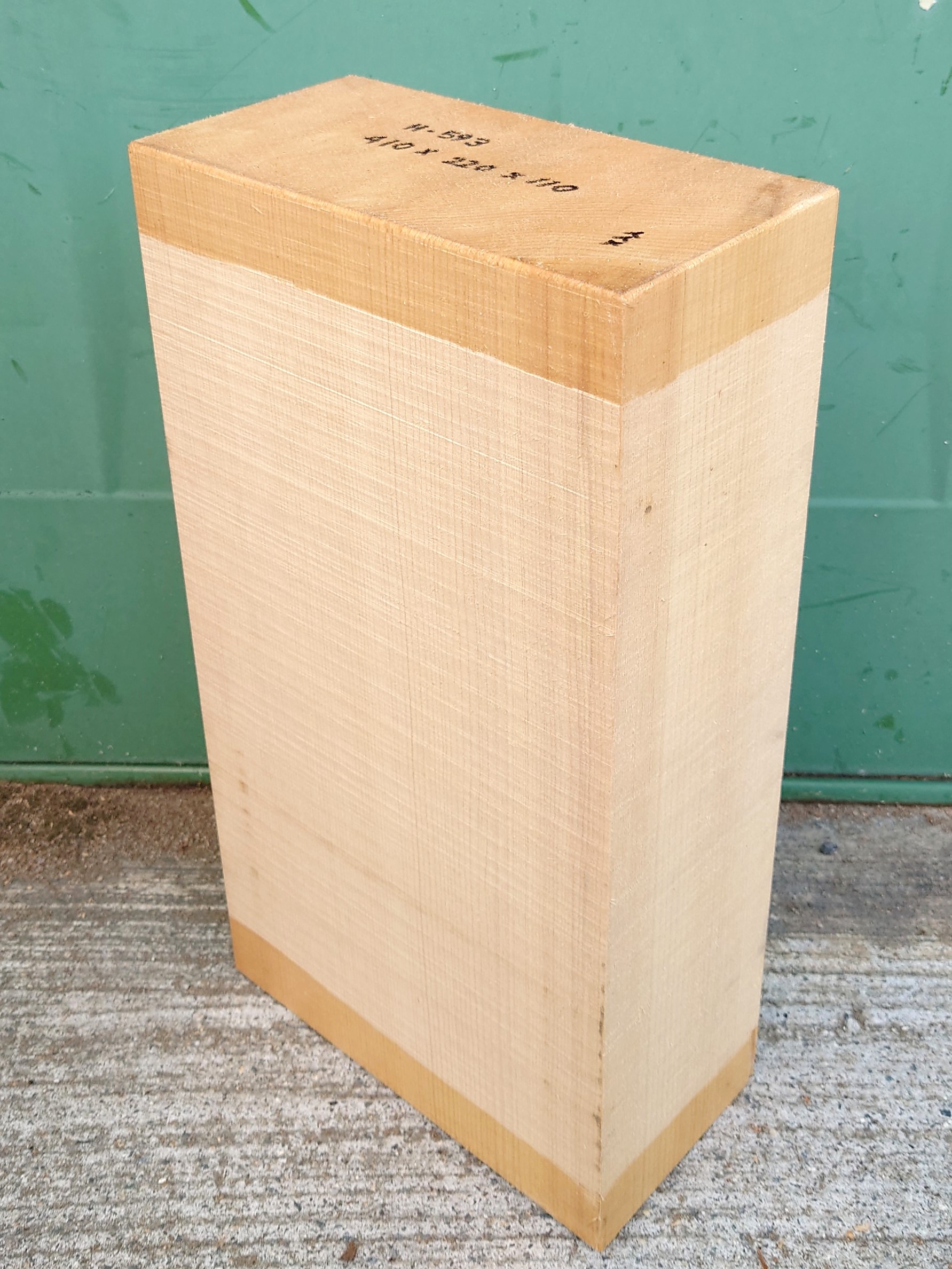 H-596 米桧ベイヒ 檜ヒノキひのき 能面 柾目 彫刻用 410×220×110【天然乾燥材】