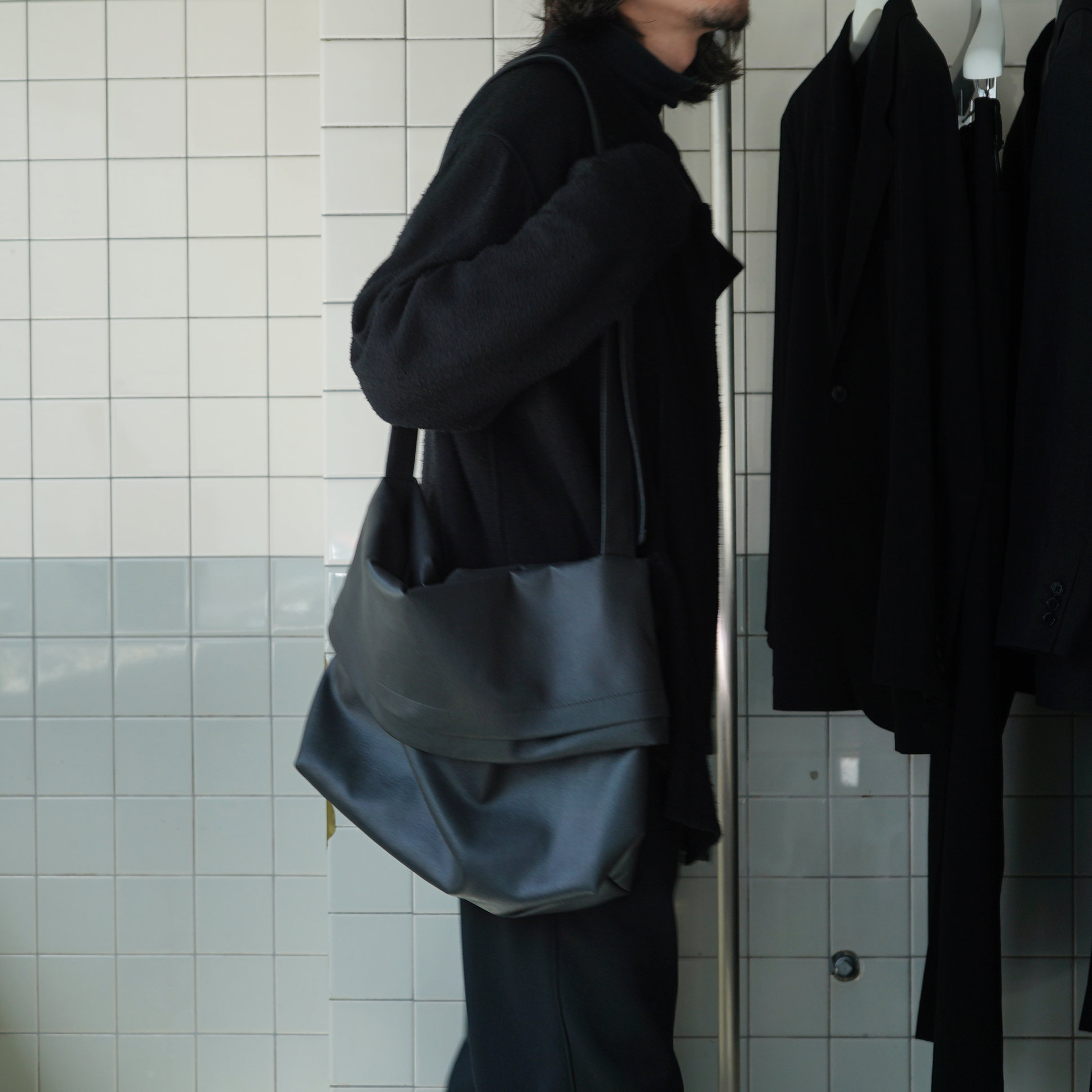 KaILI TRANSFORM BAG M UN BLACK