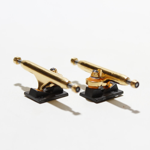 【BR278】Blackriver Trucks/Wide 2.0 gold/black 32/トラック TIGHT2
