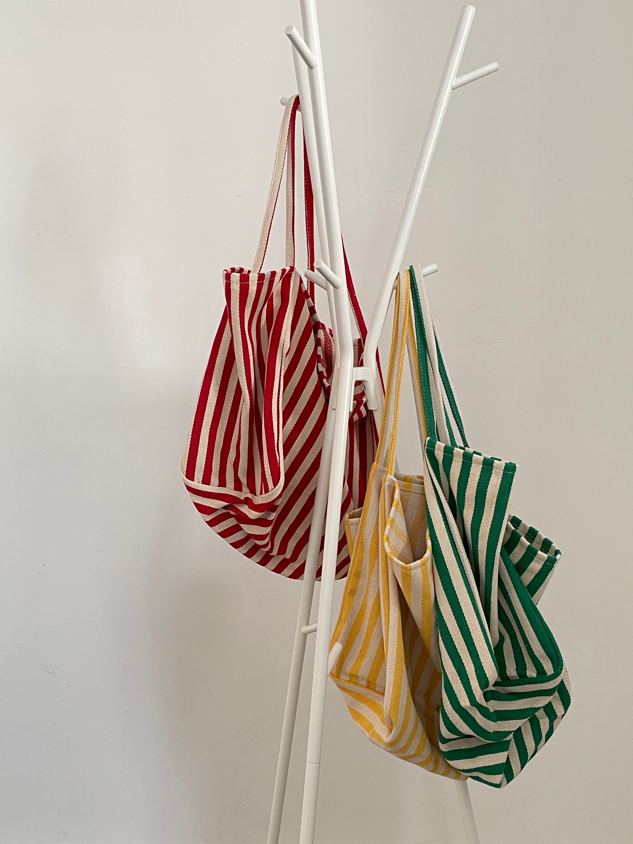 Stripe taught bag （ 3color ） ulu（ウル）