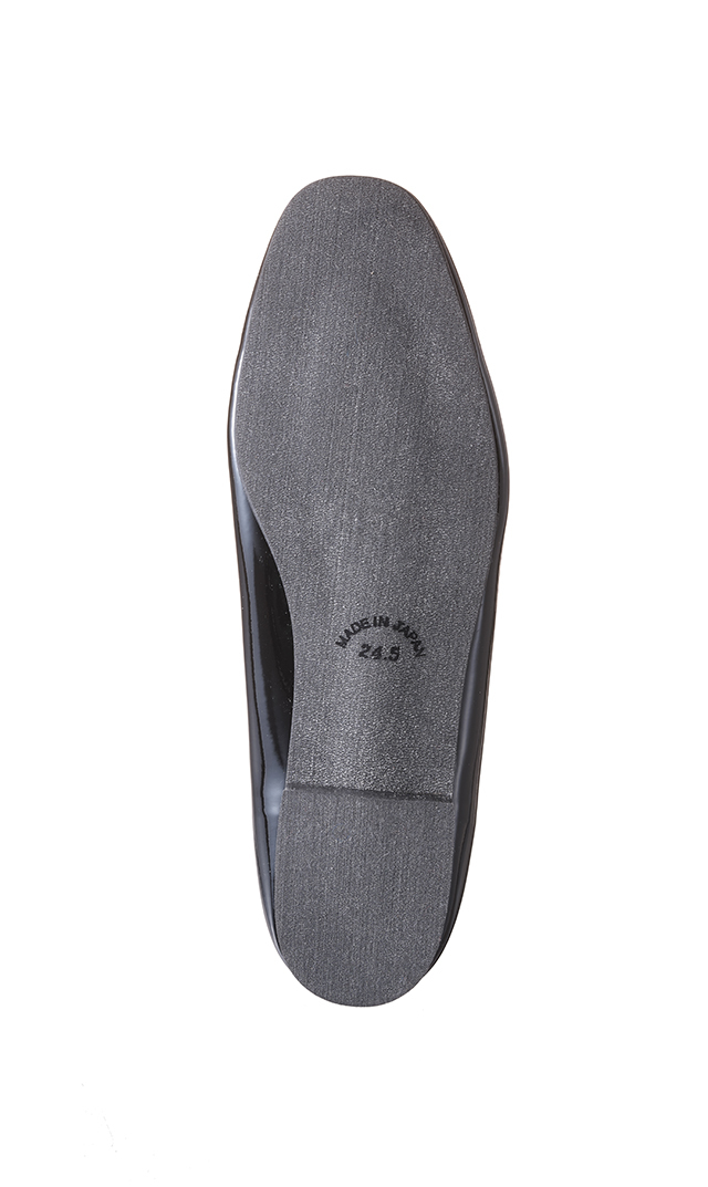 歩きやすさを追求したママのためのバレエシューズ