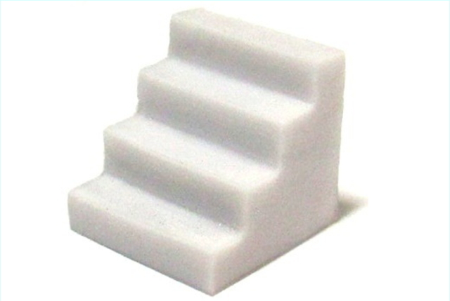 「4段階段」 階段4個セット【YSK】【鉄道模型】【レジンキット】【フリースケール】【ゲーム風】【ネコポス可】