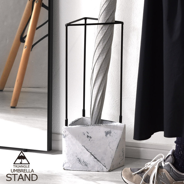 トライアングル アンブレラスタンド 【48-100090】｜激安アウトレット家具通販ワイエムワールド